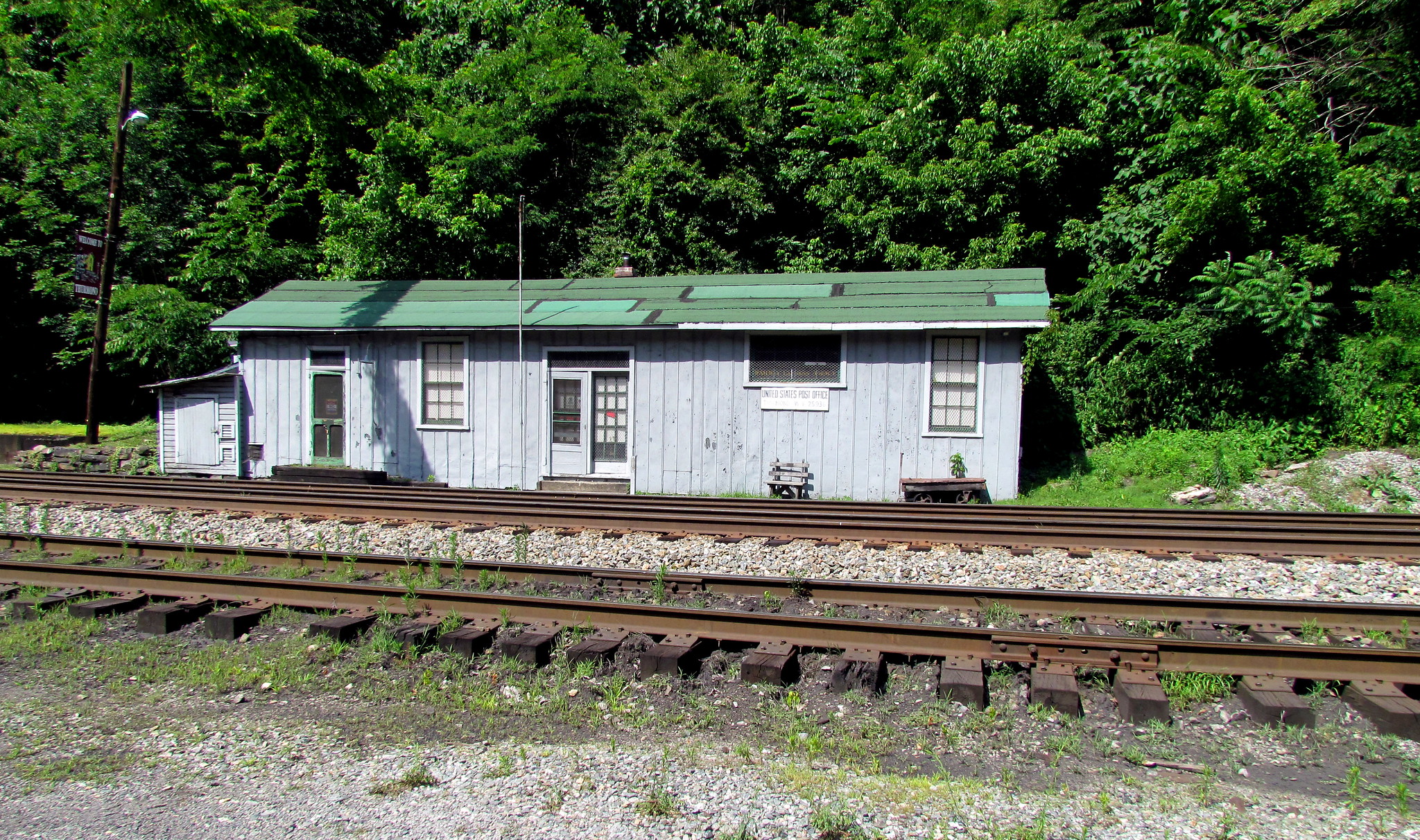 The Story Behind This West Virginia Ghost Town - Abandoned Spaces