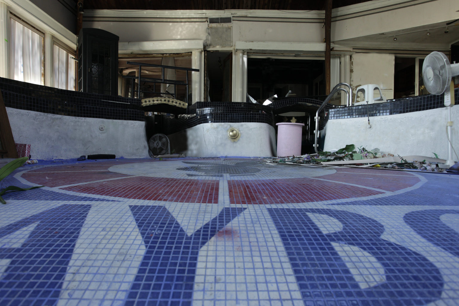 The Tiki Palace in Tennessee - Abandoned Spaces