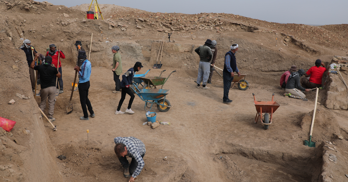 The Incredible Discovery of a 4,500-Year-Old Palace in Iraq - Abandoned ...