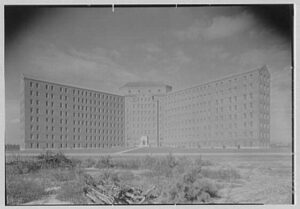 The Abandoned Pilgrim State Hospital Was Once The World's Largest ...